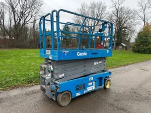 SOLD - Genie GS-3246 Lot No. 508 Construction with 470 Hrs | Tractor Zoom