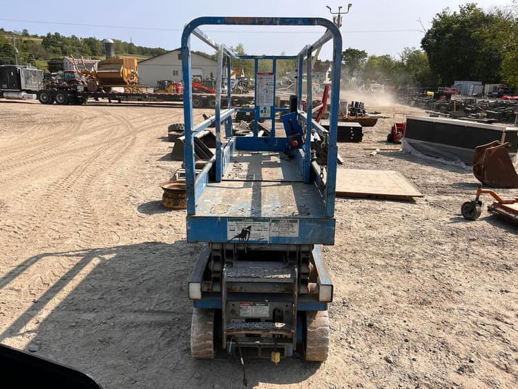Genie GS-2032 Construction Aerial Lifts for Sale | Tractor Zoom