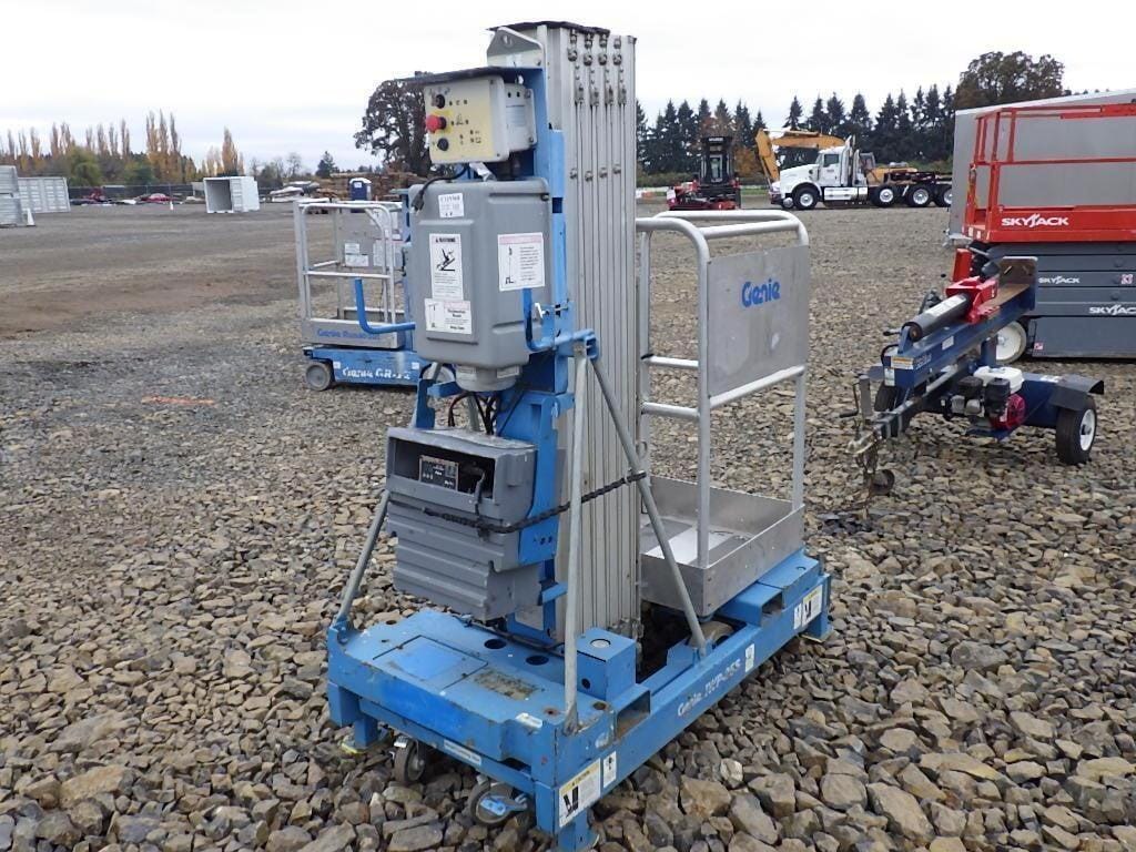 SOLD - Genie IWP-25S Lot No. 3569 Construction with --- Hrs | Tractor Zoom