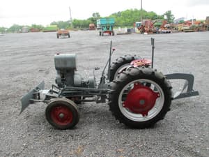 SOLD - Gibson D Lot No. 9777 Tractors with 6 HP | Tractor Zoom