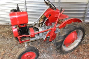 SOLD - Gibson Super D Lot No. 136a Tractors with 6 HP | Tractor Zoom