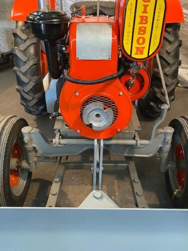 Tractor Zoom - Gibson D