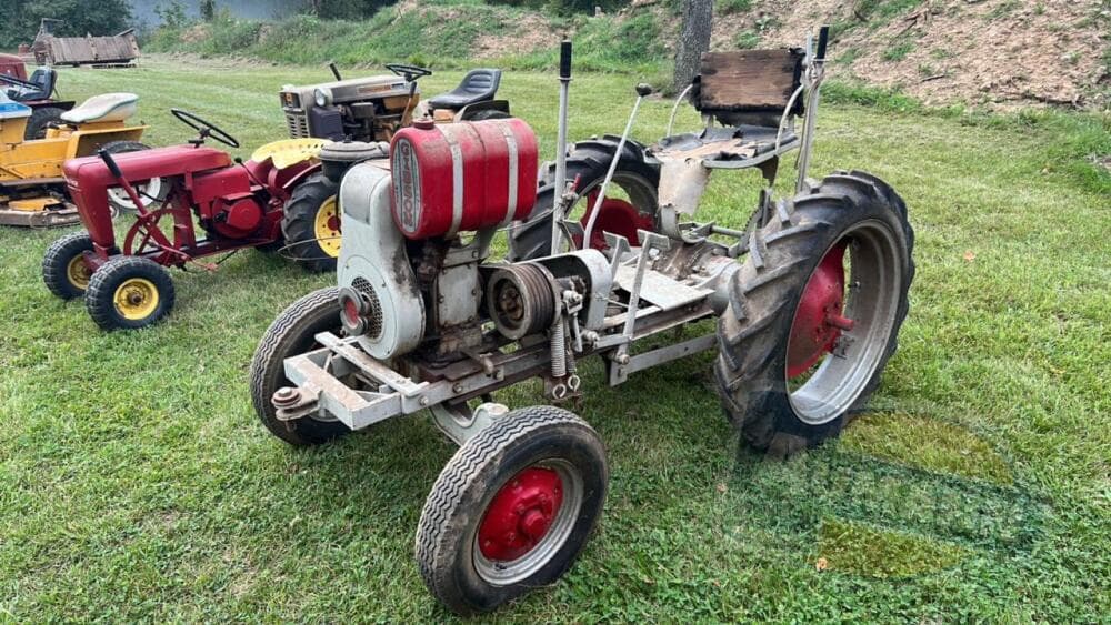 Gibson D Tractors Less than 40 HP for Sale | Tractor Zoom