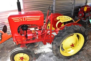 SOLD - Gibson SD Lot No. 106a Tractors with 6 HP | Tractor Zoom