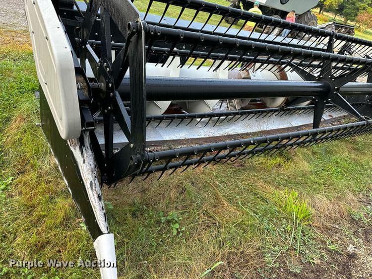 Gleaner 800 Harvesting Headers - Platform for Sale | Tractor Zoom