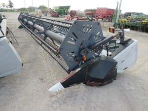 SOLD - Gleaner 830 Harvesting | Tractor Zoom