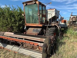 SOLD - Gleaner G Combine Combines with --- Hrs | Tractor Zoom