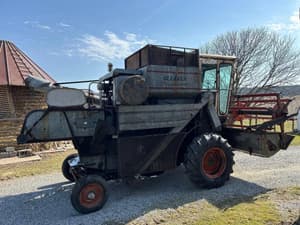 SOLD - Gleaner K Lot No. 14 Combines with --- Hrs | Tractor Zoom