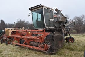 SOLD - Gleaner K2 Lot No. 791 Combines with 2,057 Hrs | Tractor Zoom