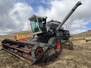 SOLD - Gleaner MH Lot No. 5336 Combines with 2,000 Hrs | Tractor Zoom