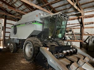 SOLD - Gleaner R50 Combine Combines with 2,093 Hrs | Tractor Zoom