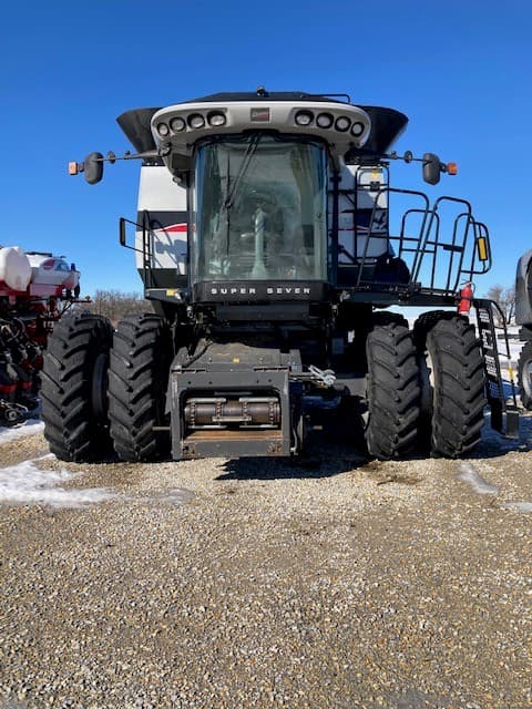 2011 Gleaner S77 Combines Class 7 for Sale | Tractor Zoom