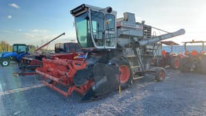 SOLD - Gleaner K2 Lot No. 4104A Combines with 1,667 Hrs | Tractor Zoom