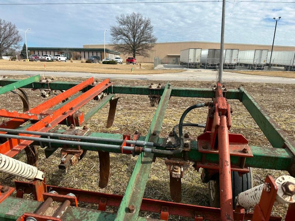 Tractor Zoom - Glencoe Soil Saver