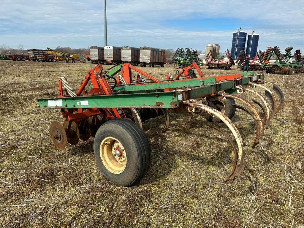 Tractor Zoom - Glencoe Soil Saver