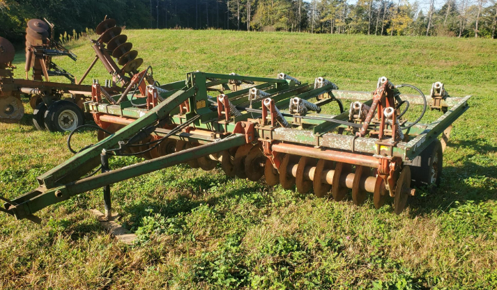 SOLD - Glencoe Soil Saver Tillage with 14.5 ft | Tractor Zoom