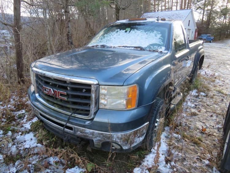 SOLD - GMC 2500HD Other Equipment Vehicles | Tractor Zoom