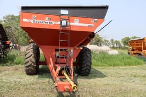 SOLD - Unverferth 6225 Lot No. 36 Harvesting with 600 Bu | Tractor Zoom