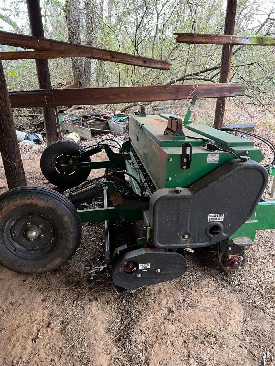 Tractor Zoom - Great Plains NTS2609