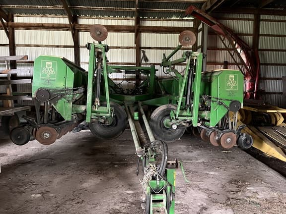 Great Plains Solid Stand 30 Planting Grain Drills for Sale | Tractor Zoom