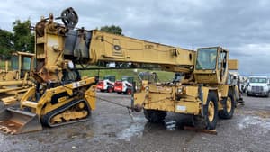 SOLD - Grove RT422 Lot No. 2150 Construction with 2,773 Hrs | Tractor Zoom