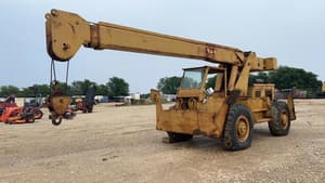 SOLD - Grove RT49 Lot No. 44530 Construction with 5,577 Hrs | Tractor Zoom