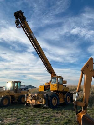 SOLD - Grove RT620S Rough terrain crane - Showing 6267 hours, 23'Jib ...