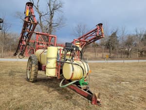 SOLD - Hardi 550 Chemical Applicators with 550 Gal | Tractor Zoom