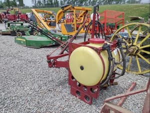 SOLD - Hardi BNL50 Lot No. 2401 Chemical Applicators | Tractor Zoom