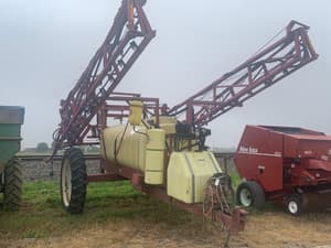 SOLD - Hardi Navigator 1000 sprayer, pto pump, 1000 gallon tank, 90 ...
