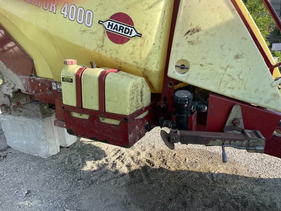 Hardi Navigator 4000 Chemical Applicators Sprayers - Pull Type for Sale ...