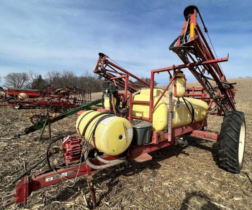 Hardi Navigator Chemical Applicators Sprayers - Pull Type for Sale ...