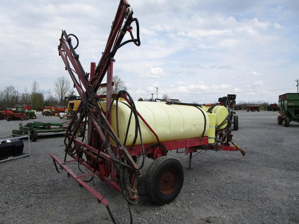 Hardi TR500 Chemical Applicators Sprayers - Pull Type for Sale ...