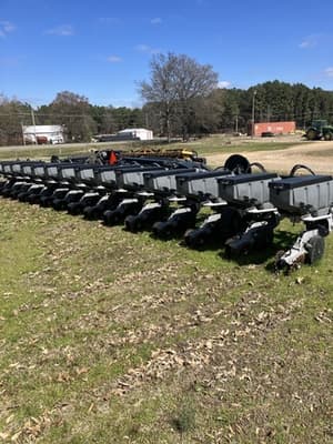 SOLD - Harvest International 16 row 30' Stock No. 877552 Planting with ...