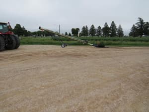 SOLD - Harvest International T832 Lot No. 200 Harvesting with --- Ft ...