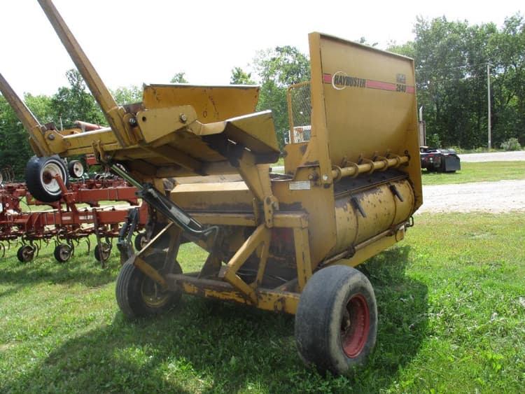 Haybuster 2640 Hay and Forage Bale Processors for Sale | Tractor Zoom