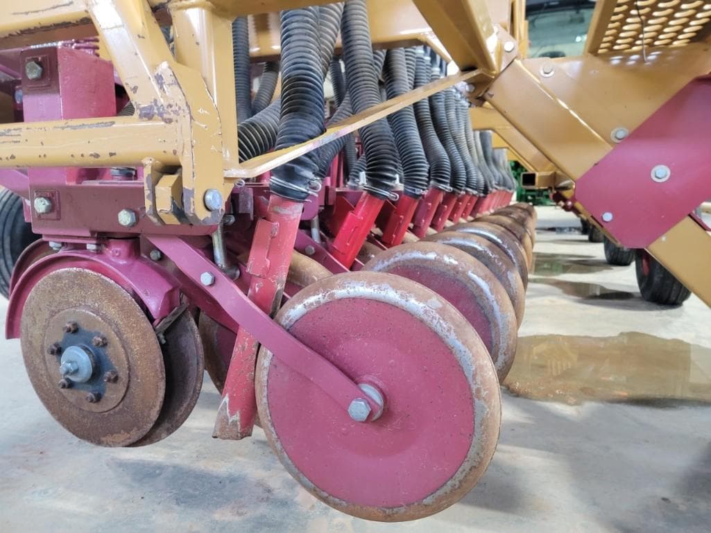 Tractor Zoom - Haybuster 107C