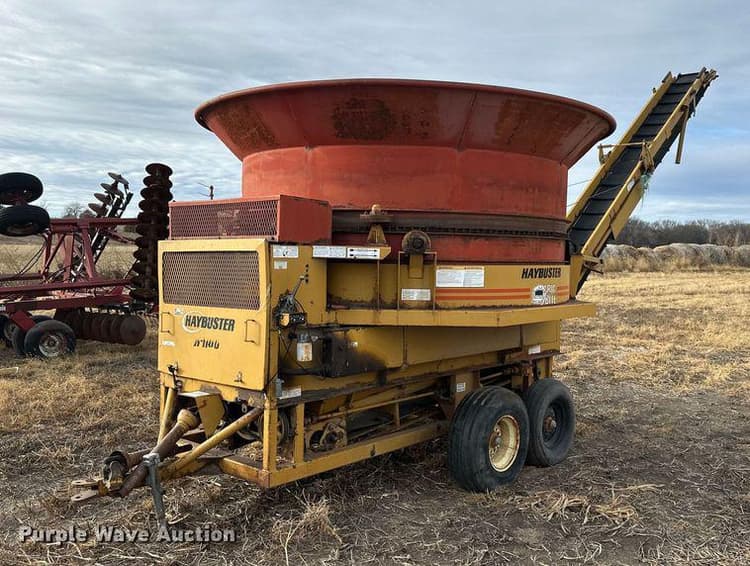 SOLD - Haybuster H-1100 Hay and Forage Grinders/Mixers | Tractor Zoom