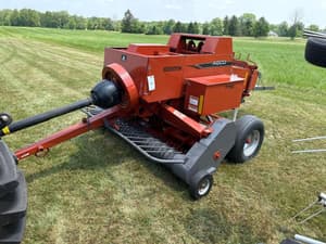 SOLD - Hesston 7110 PTO inline hay baler Lot No. 24 Hay and Forage with ...