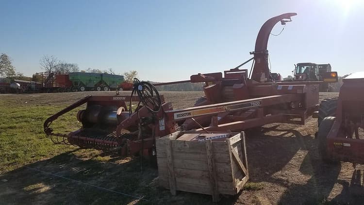 SOLD - Hesston 7500 Harvesting Forage Harvesters - Pull Type | Tractor Zoom
