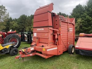 SOLD - Hesston Stack Hand 10 Stacker Hay and Forage | Tractor Zoom