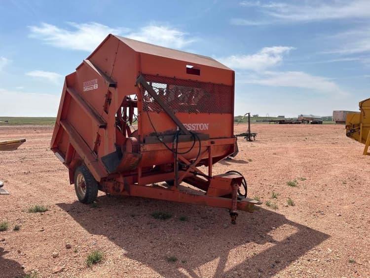 Hesston 10 Hay and Forage Bale Processors for Sale | Tractor Zoom