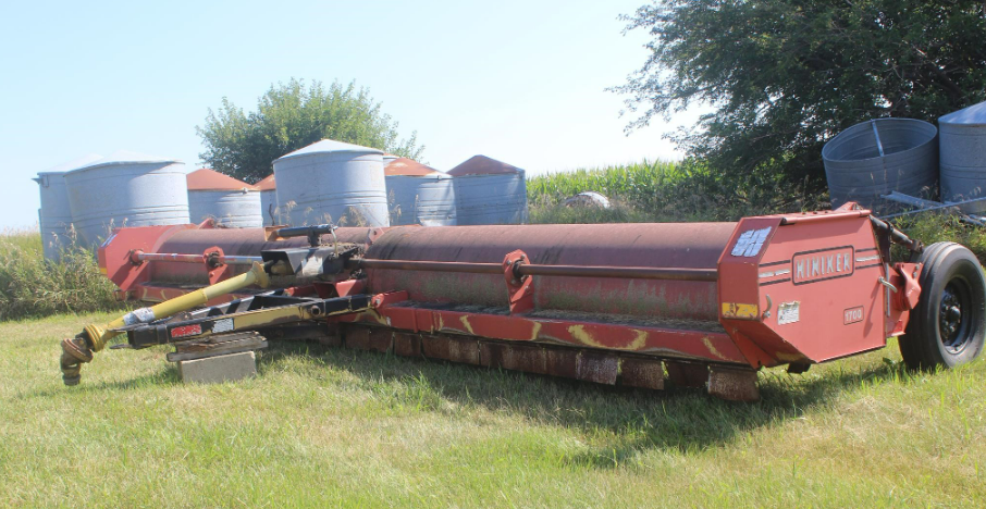 SOLD - Hiniker 1700 Hay and Forage | Tractor Zoom