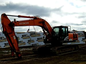 SOLD - Hitachi ZX250LC Lot No. 247675 Construction with 5,932 Hrs ...