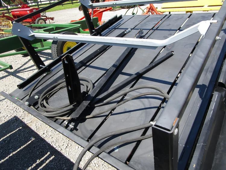 2018 Hoelscher 1000 Hay and Forage Bale Accumulators/Movers for Sale ...
