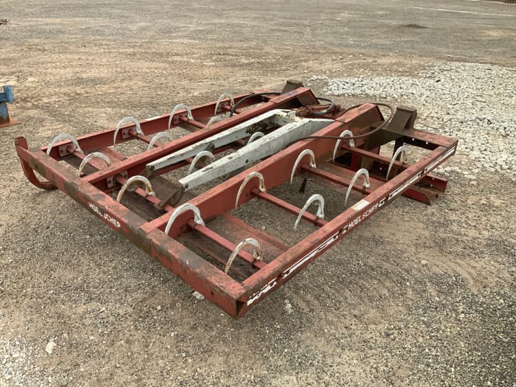 SOLD - Hoelscher 100 Hay and Forage Bale Accumulators/Movers | Tractor Zoom