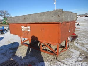 SOLD - Huskee 175 Lot No. 62 Harvesting with 175 Bu | Tractor Zoom