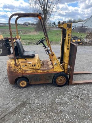 SOLD - Hyster 30 Lot No. 39B Construction with --- Hrs | Tractor Zoom