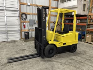 SOLD - Hyster H35XM Lot No. 200 Construction with 7,266 Hrs | Tractor Zoom