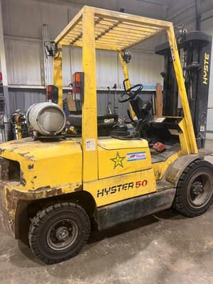 SOLD - Hyster 50 Lot No. 19 Construction with 10,945 Hrs | Tractor Zoom